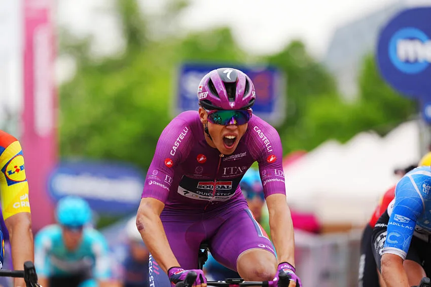 Giro 2026 : Magnier écrase encore le sprint, un phénomène est né