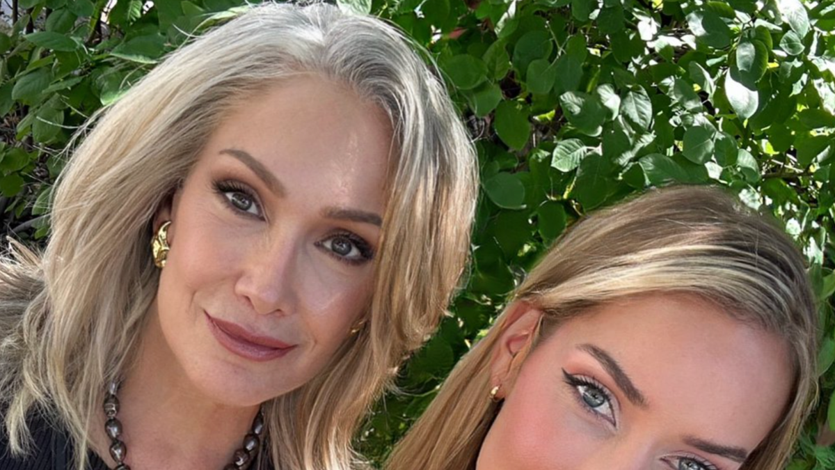 Paige Spiranac celebrates Mother's Day with stunning photo