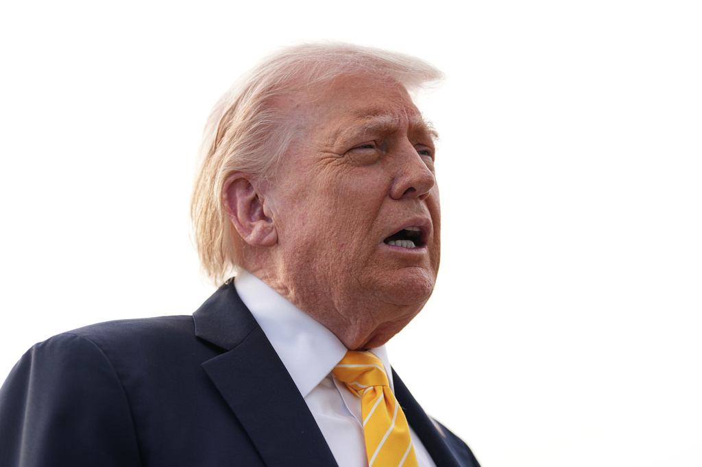 Shock poll: Trump’s approval rating among Republicans sinks to record ...