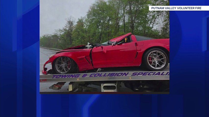 Crash on Taconic State Parkway amid wet weather