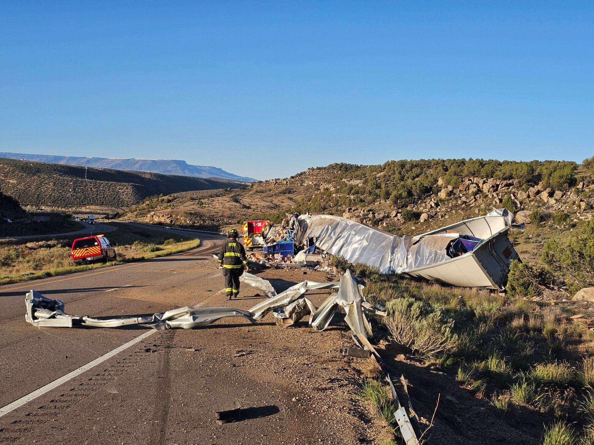 Semi-truck driver killed in fatal I-70 crash near De Beque, westbound ...