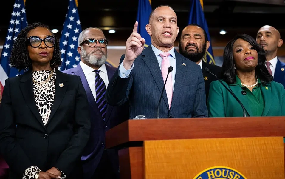 Jeffries vows aggressive 2028 push after Virginia map loss