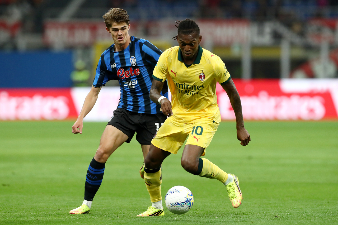 Atalanta vence no Giuseppe Meazza e complica contas do Milan