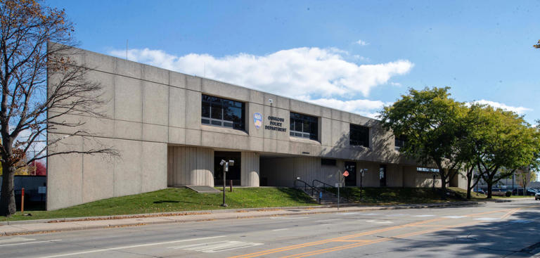 Pollock Pool fight leads to gun incident, 6 arrests in Oshkosh