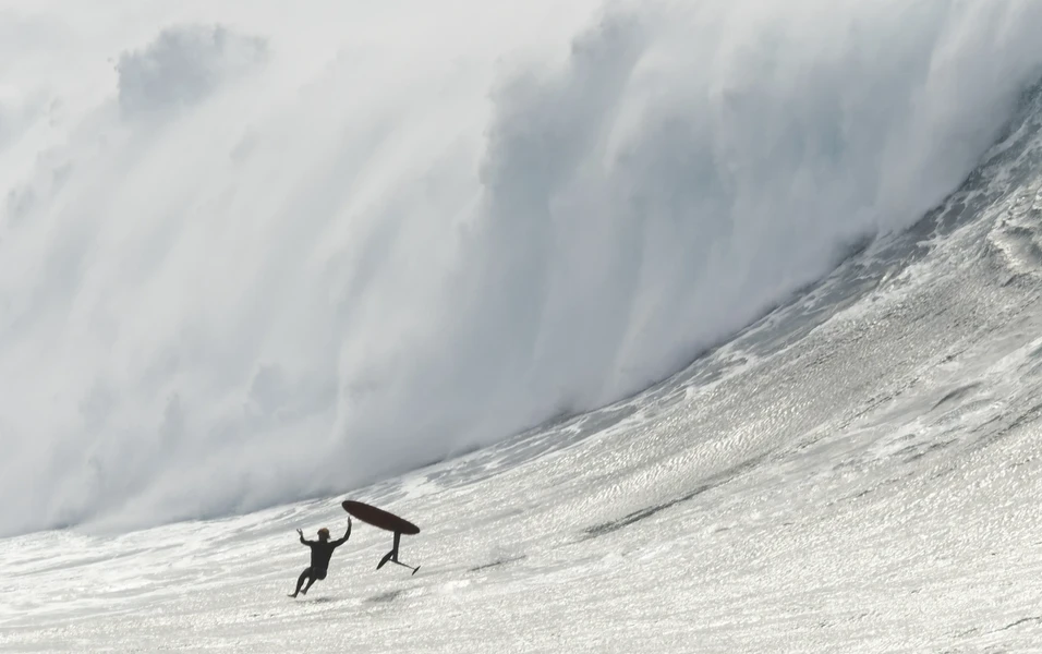 Big-wave icons reveal calm as key to wipeout survival