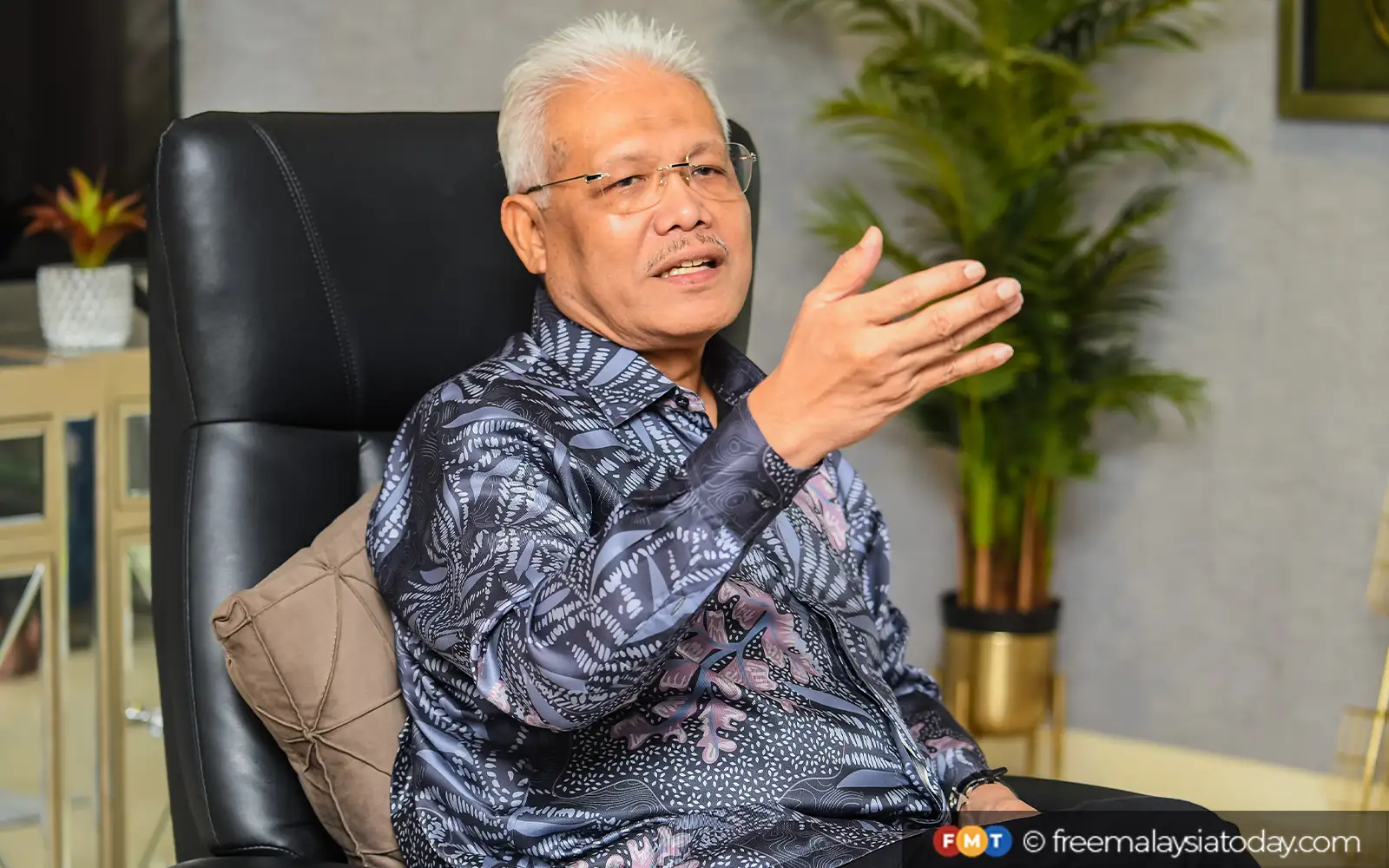 Hamzah’s ‘reset’ trumps Umno’s offer to ex-Bersatu members, say analysts