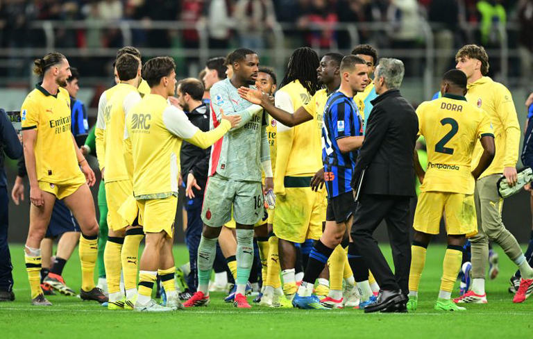 Soccer-AC Milan’s top-four bid hit by late 3-2 home defeat to Atalanta