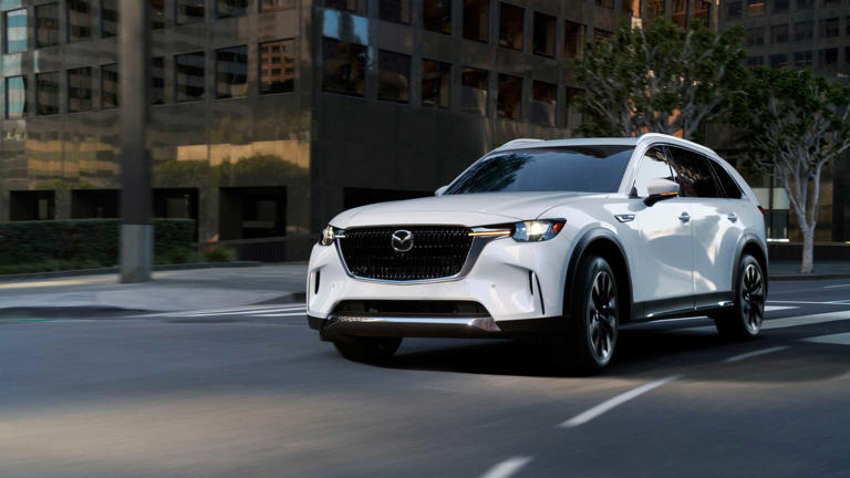 5 hidden costs that make plug-in hybrid SUVs seem less promising