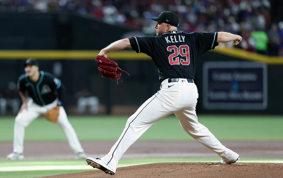 Kelly’s dominant outing lifts D-backs past Mets 2-1