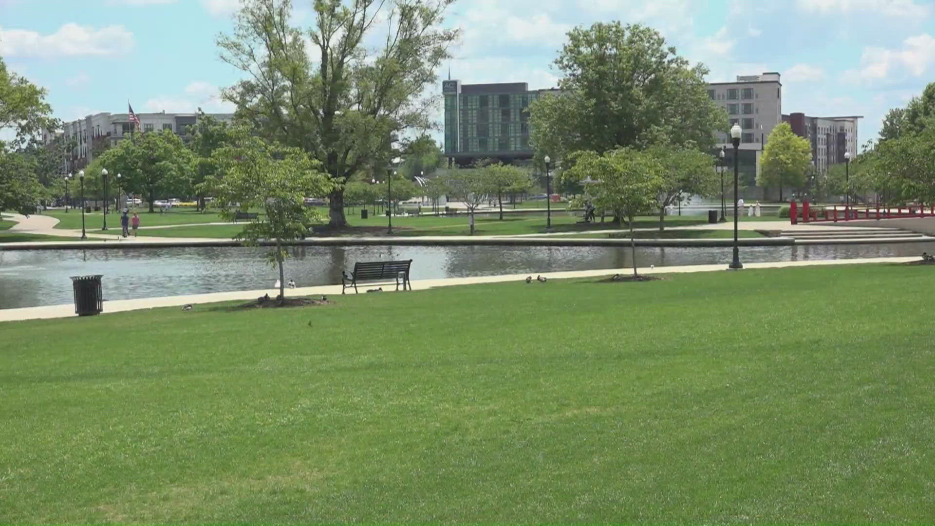 Families celebrate Mother's Day at Big Spring Park