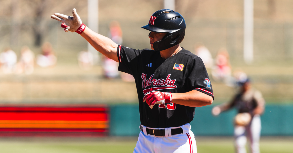Nebraska baseball finishes Big Ten play perfect at home after sweeping Iowa