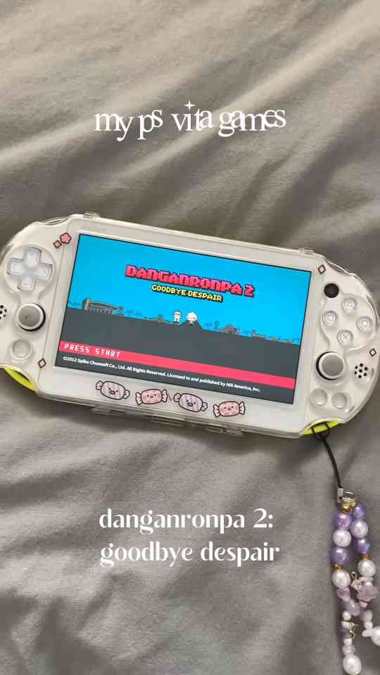 I hate writing captions aesthetic modded PS Vita and 3DS setup showcase