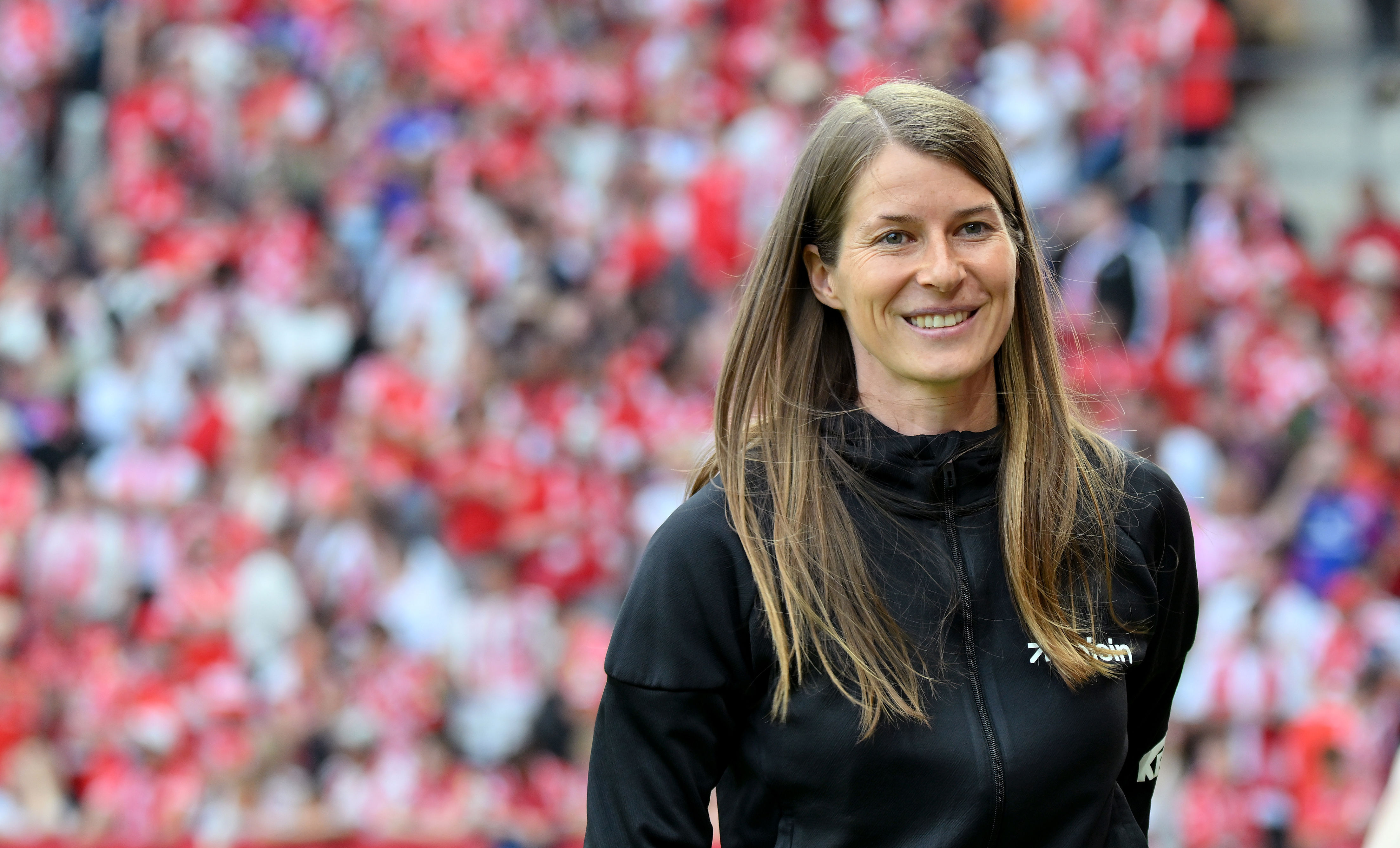 Marie-Louise Eta becomes first female head coach to win a Bundesliga game