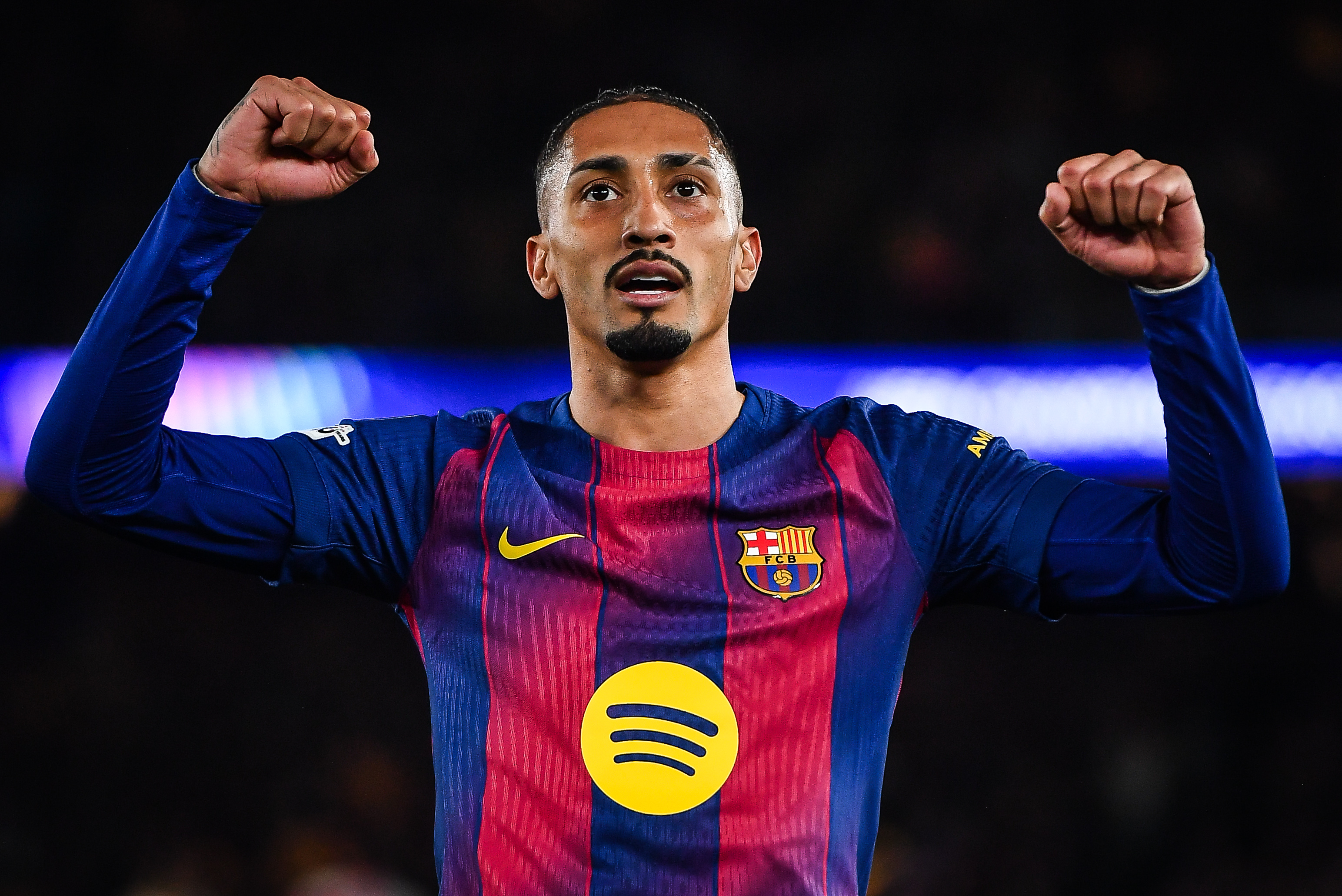 Barcelona loopt titelachterstand op Real Madrid rap in