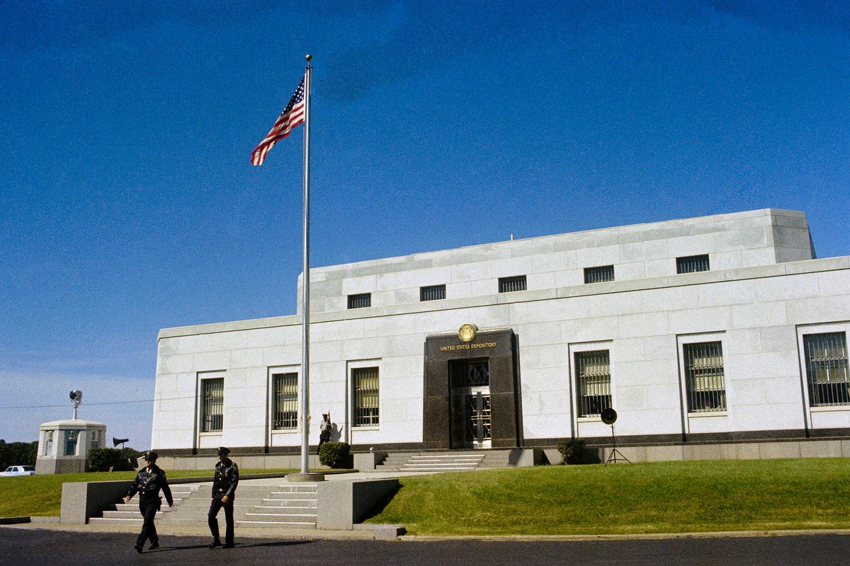 Trump says he still wants to check on the gold in Fort Knox