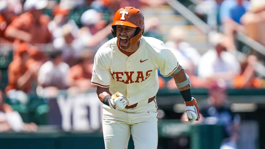Texas baseball explodes for 13 runs to salvage finale against Tennessee