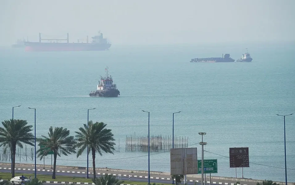 Iran resists US peace plan as Hormuz tensions simmer