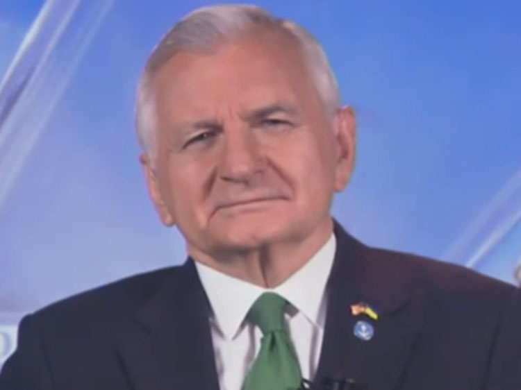Sen. Jack Reed: Iran war has "terribly weakened" US ahead of Trump's ...