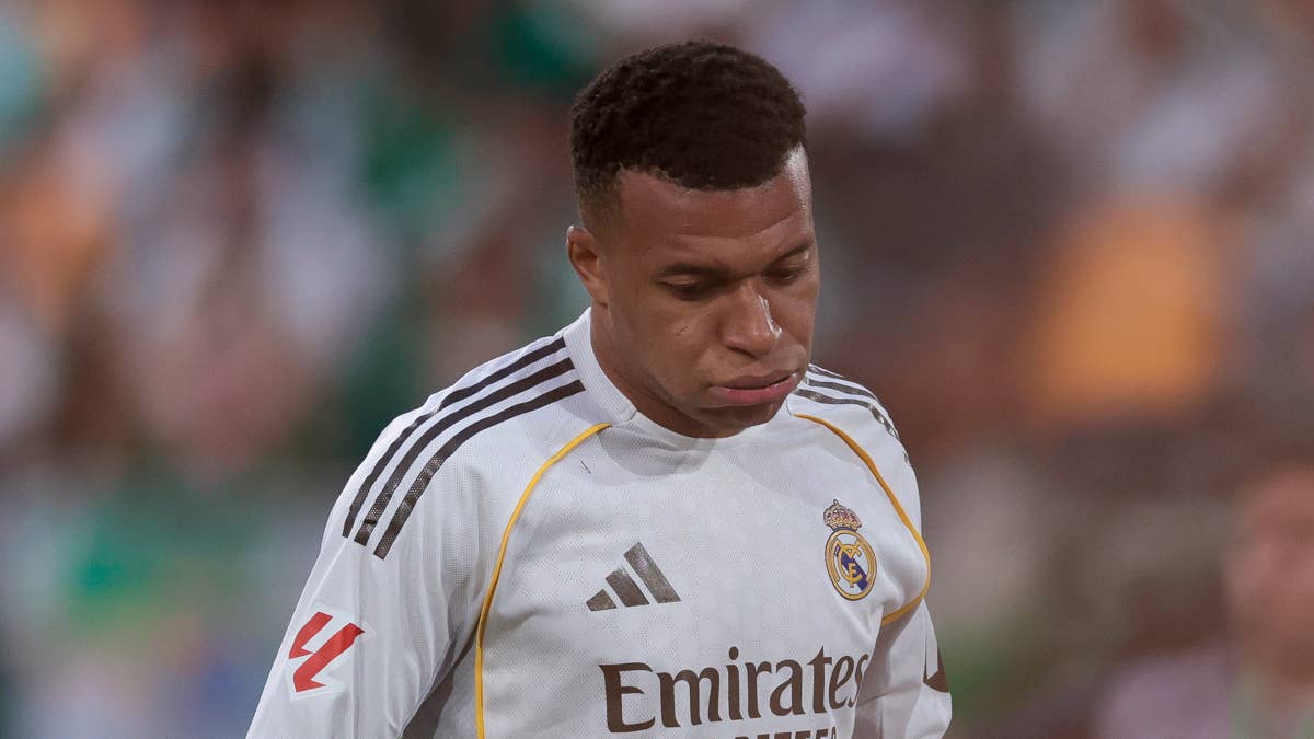 Kylian Mbappe faces backlash over his reaction to Barcelona’s two goals ...
