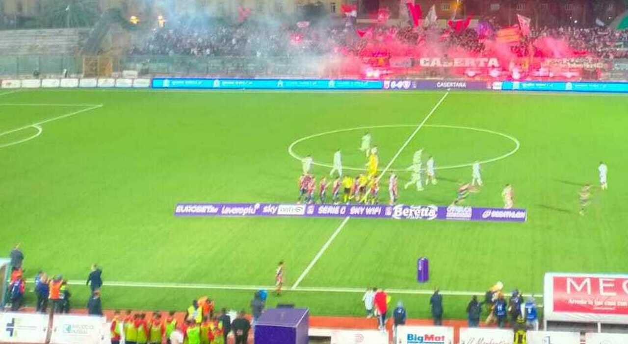 Casertana-Salernitana 2-3, al Pinto passano i granata: un derby epico