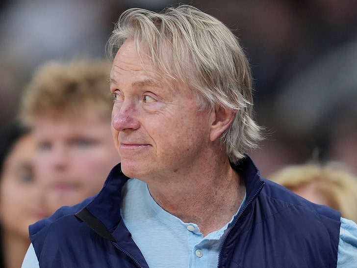 Fortress co-founder Wesley Edens allegedly extorted for $1 billion by ...