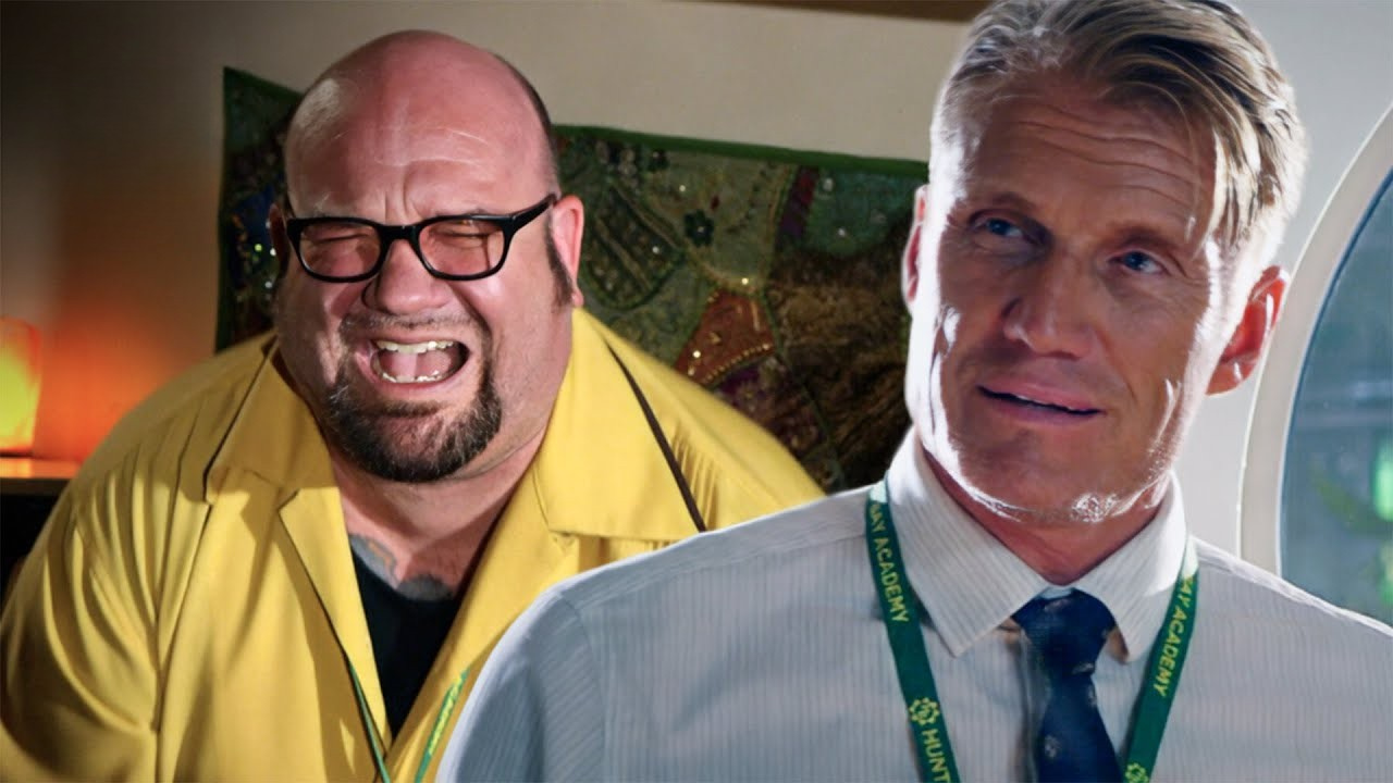 Hal gets tased in the nuts - Kindergarten Cop 2