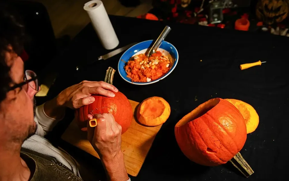 Pumpkin carving tips for stunning fall creations