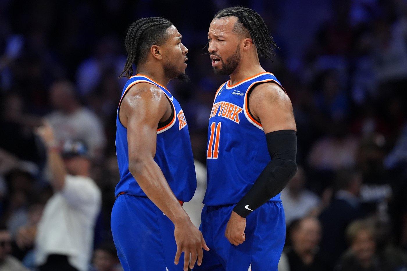 Knicks bury 76ers 144-114 behind Game 4 3-point barrage, back in East ...