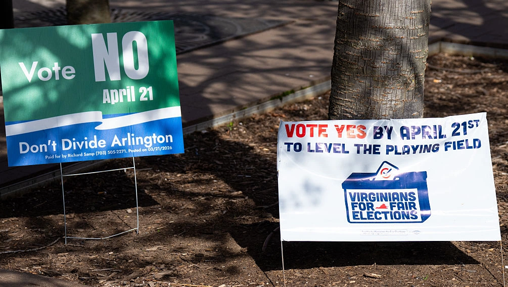 Democrats weigh ousting Virginia justices after map ruling