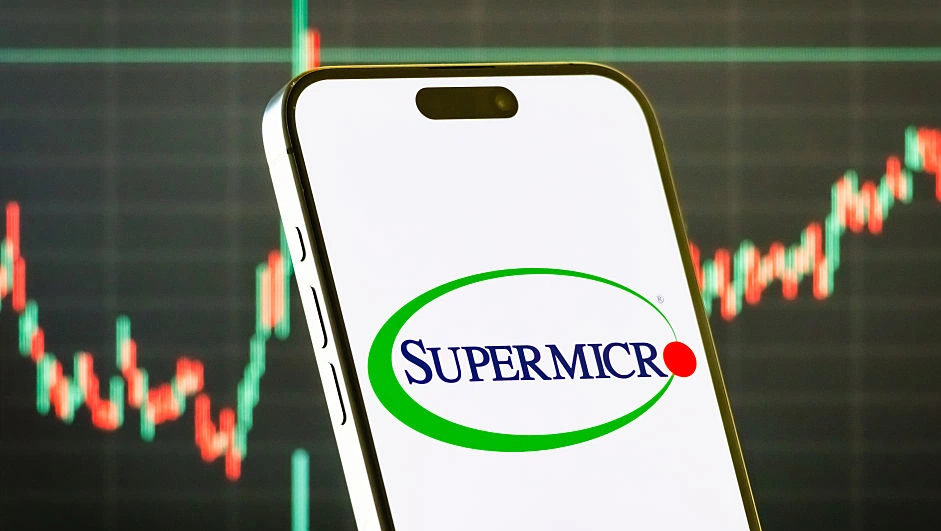 Super Micro’s AI growth plans clash with legal risks