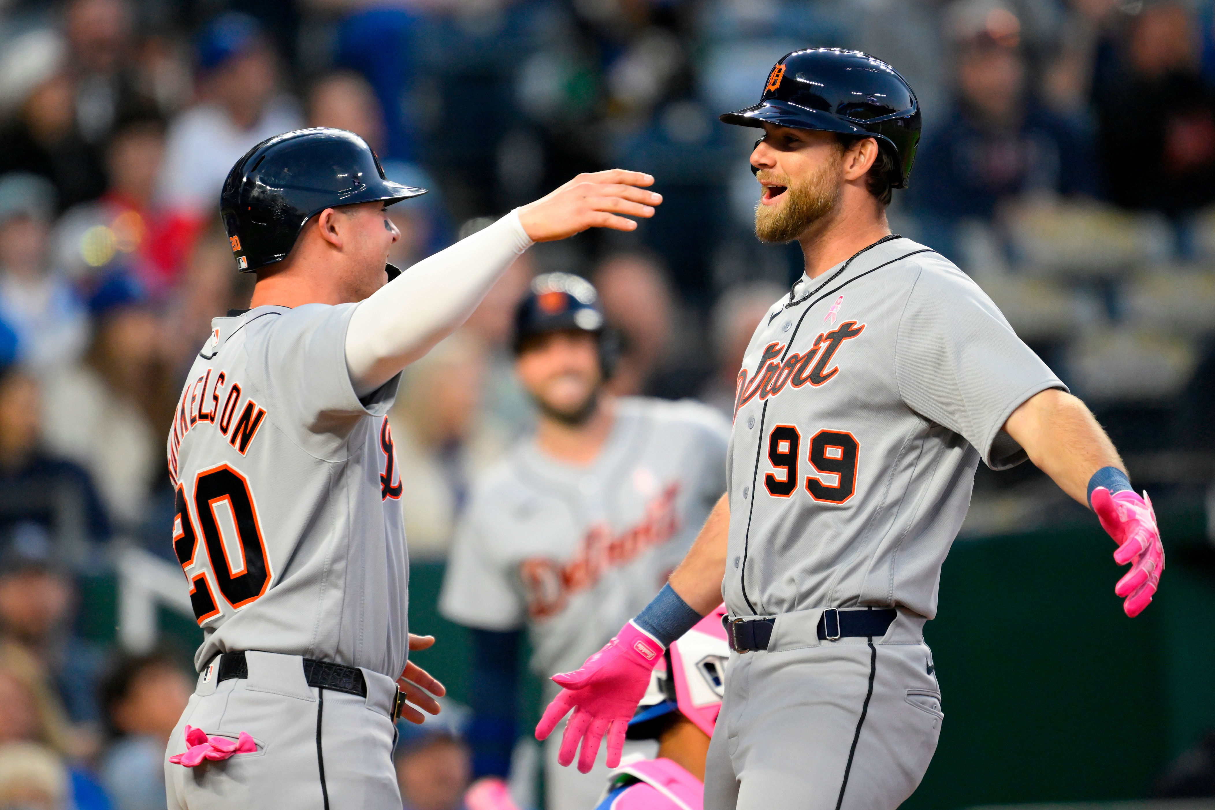 Workman conecta su primer jonrón y Tigres vencen 6-3 a Reales