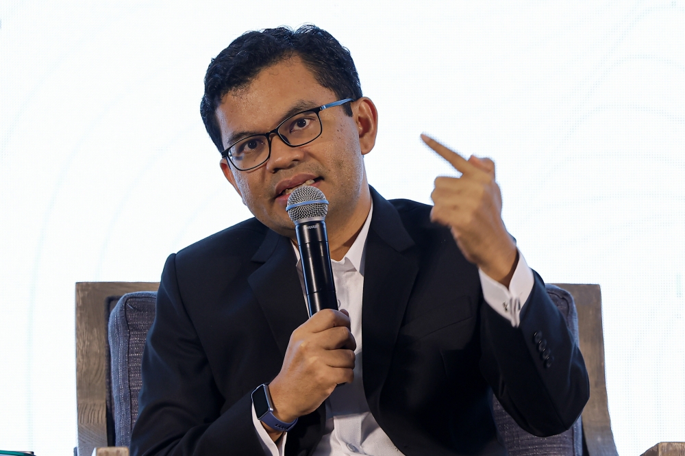 Putrajaya names three Malaysian firms to spearhead made-in-Malaysia ...