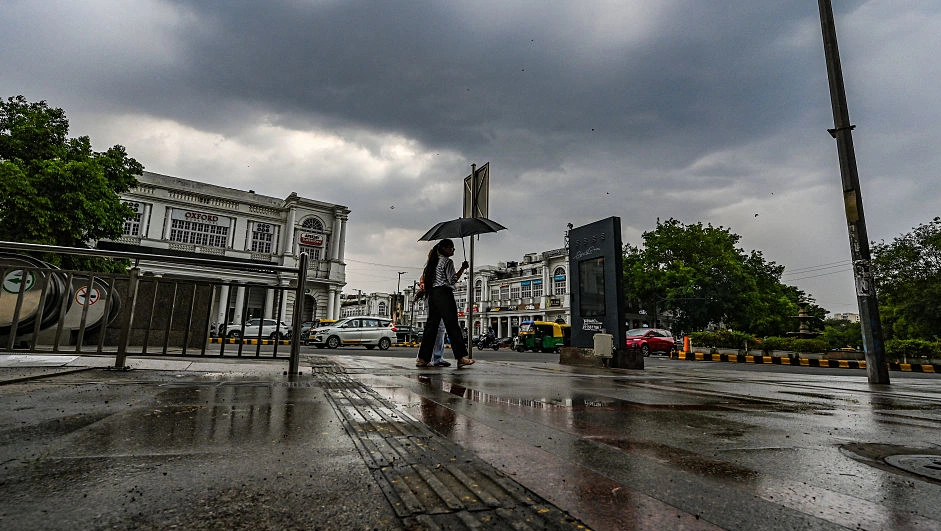 IMD issues yellow alert as Delhi-NCR braces for storms