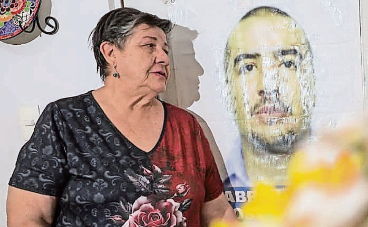 Aunque sea un huesito, con eso me conformo