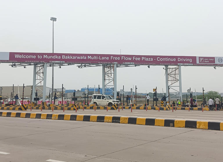 NHAI launches MLFF tolling system at Manoharpura toll plaza on Delhi ...
