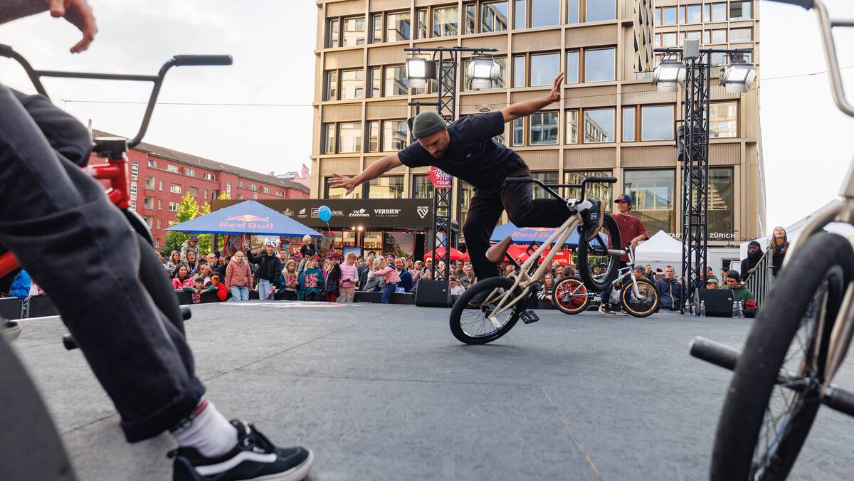 Velofestival in Zürich: VIP-Package für die Cycle Week mit Übernachtung ...