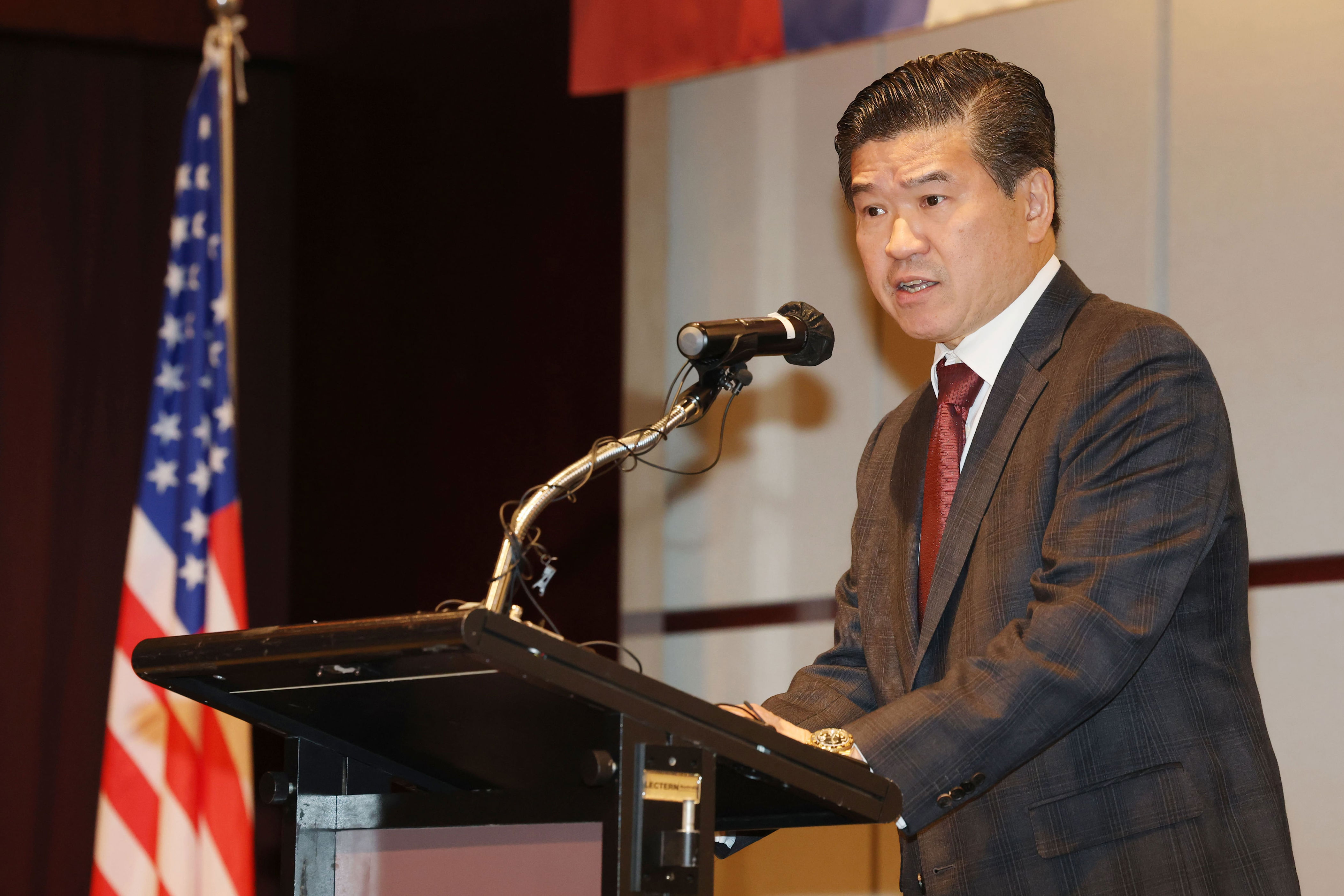AMCHAM warns Samsung labor risks global supply chains, Korea ...