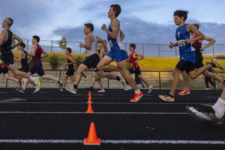 Distance duo leads Lafayette boys to 3A region track title; LCA sweeps ...