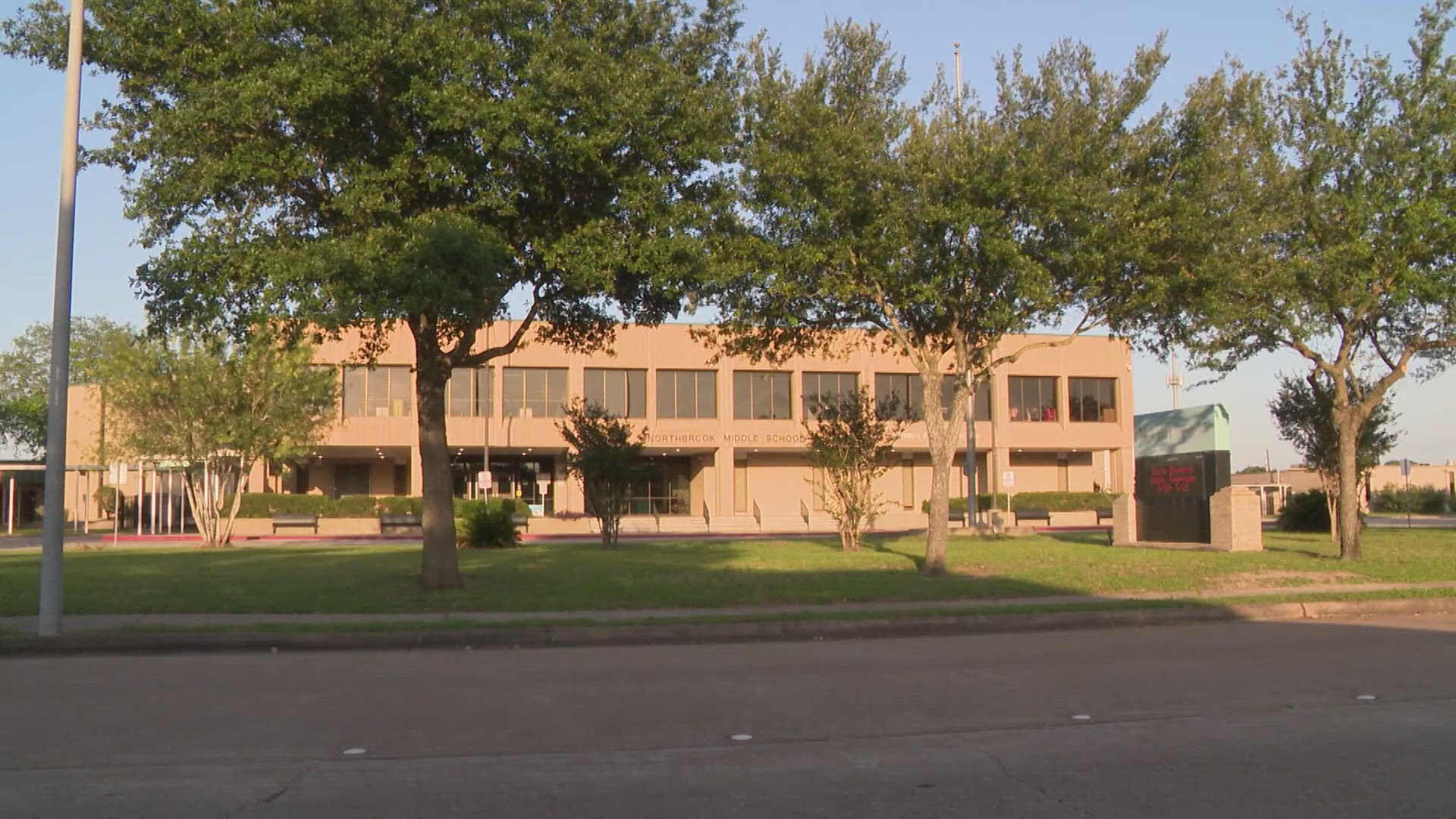 Spring Branch ISD board to vote on possible closure of Northbrook ...