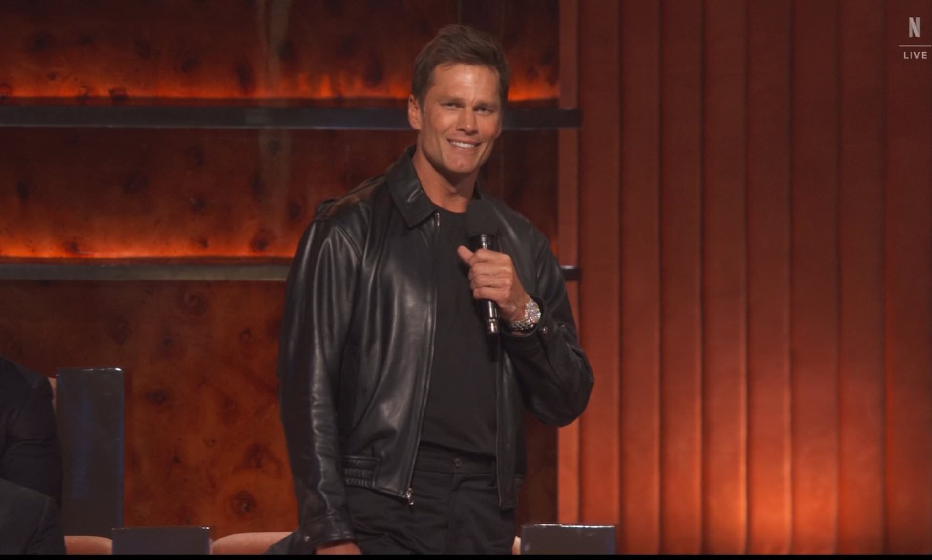 Tom Brady flirts with Kevin Hart's wife on return to Netflix roast two ...