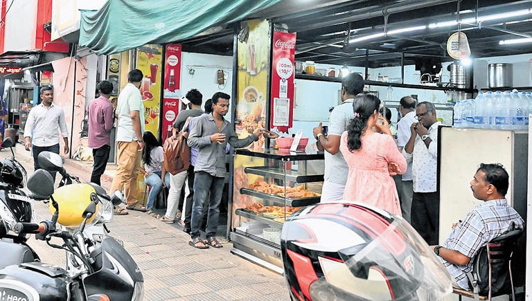 Feeling the heat of running cost, trendy cafes sense in Kerala sense ...