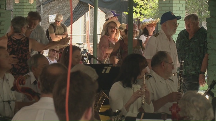Nearly 30-year Mother’s Day tradition brings families to Cabrini Park ...