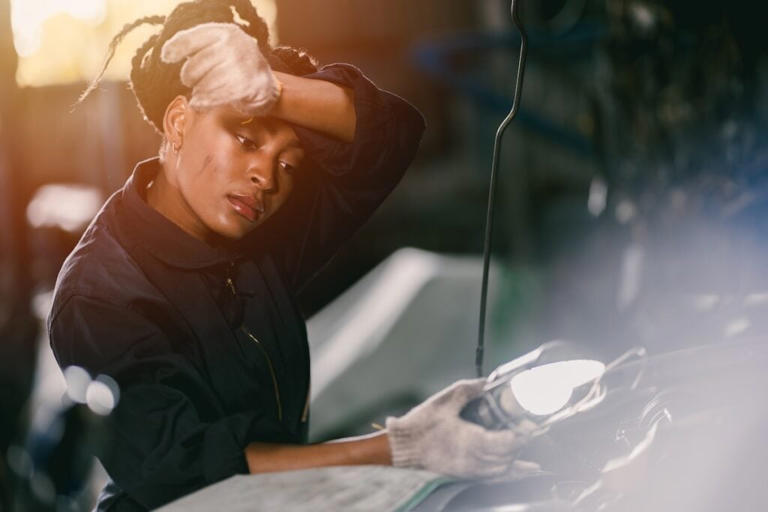Youth lose faith in job market at historic rate, poll finds — but older ...