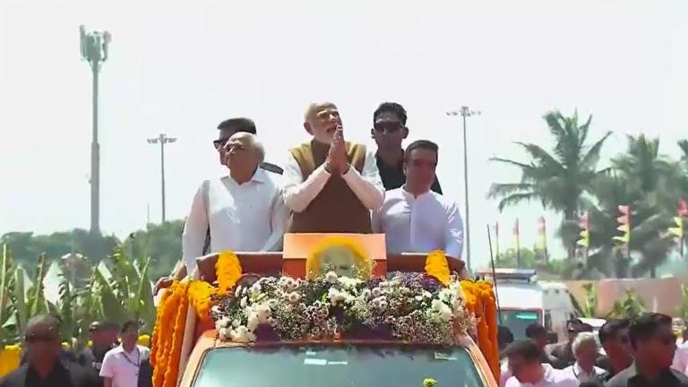 PM holds grand Somnath roadshow as temple marks 75 years of restoration