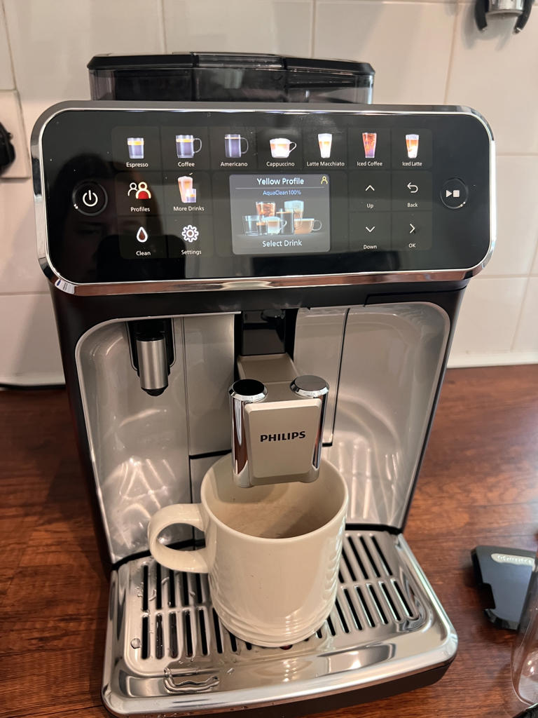 Is Philips' Series 5500 fully automatic coffee machine any good?