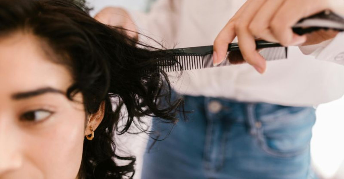 12 things your hairdresser wishes you’d stop doing (but won’t say)