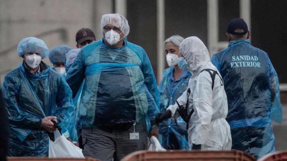 17 US passengers evacuated from hantavirus-hit ship land in Nebraska ...