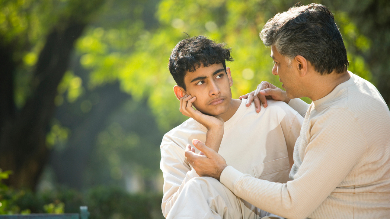 10 common phrases fathers often use without realising how deeply they ...