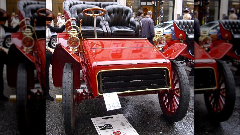 Whatever happened to the Packard Motor Company?