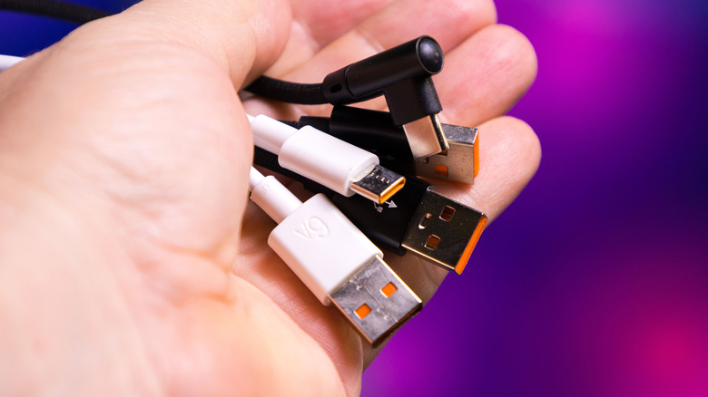 Why USB-C ports aren't color-coded (but USB-A ports are)